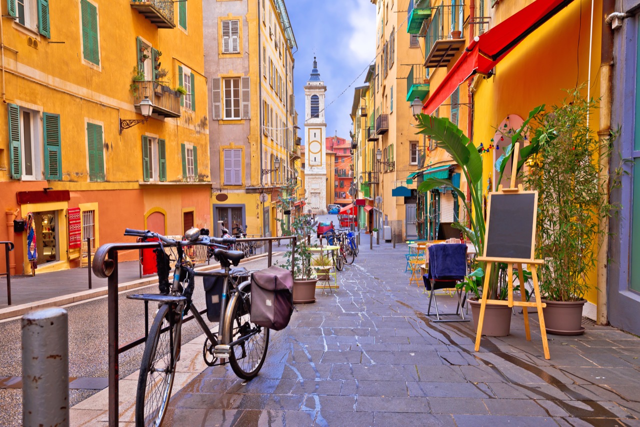 Test Your Knowledge of France: A French Quiz - City Beep
